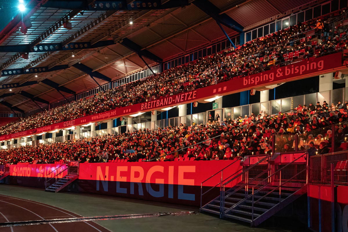Vorverkauf für Adventssingen im Max-Morlock-Stadion startet