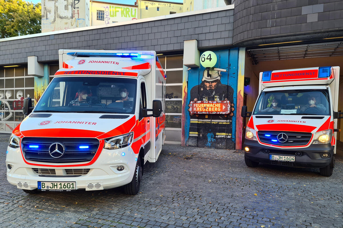 Seit heute in Kreuzberg im Einsatz: neuer Rettungswagen der Berliner Johanniter