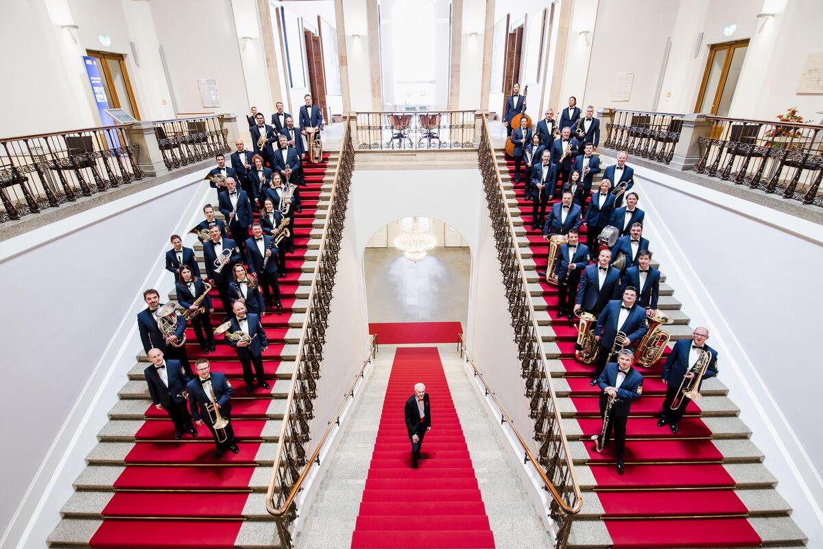 „Mit Schwung und Dolce Vita ins neue Jahr“